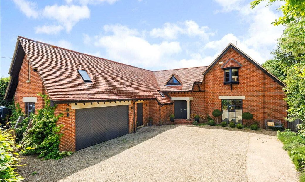 Lockeridge, Marlborough Sn8 In Lockeridge, England, United Kingdom For ...