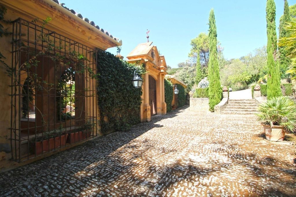 Finca Rústica Venta Málaga In Ronda, Andalusia, Spain For Sale (15846456)