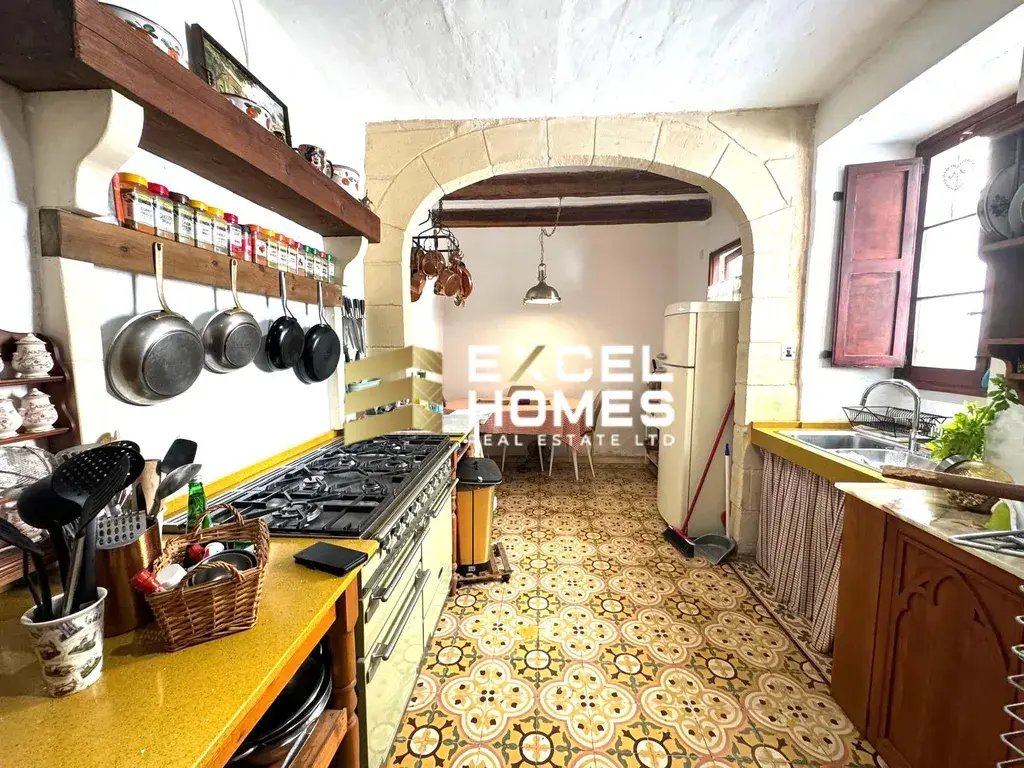 3 Bedrooms Character House In Dingli In ħad Dingli, Malta For Sale ...