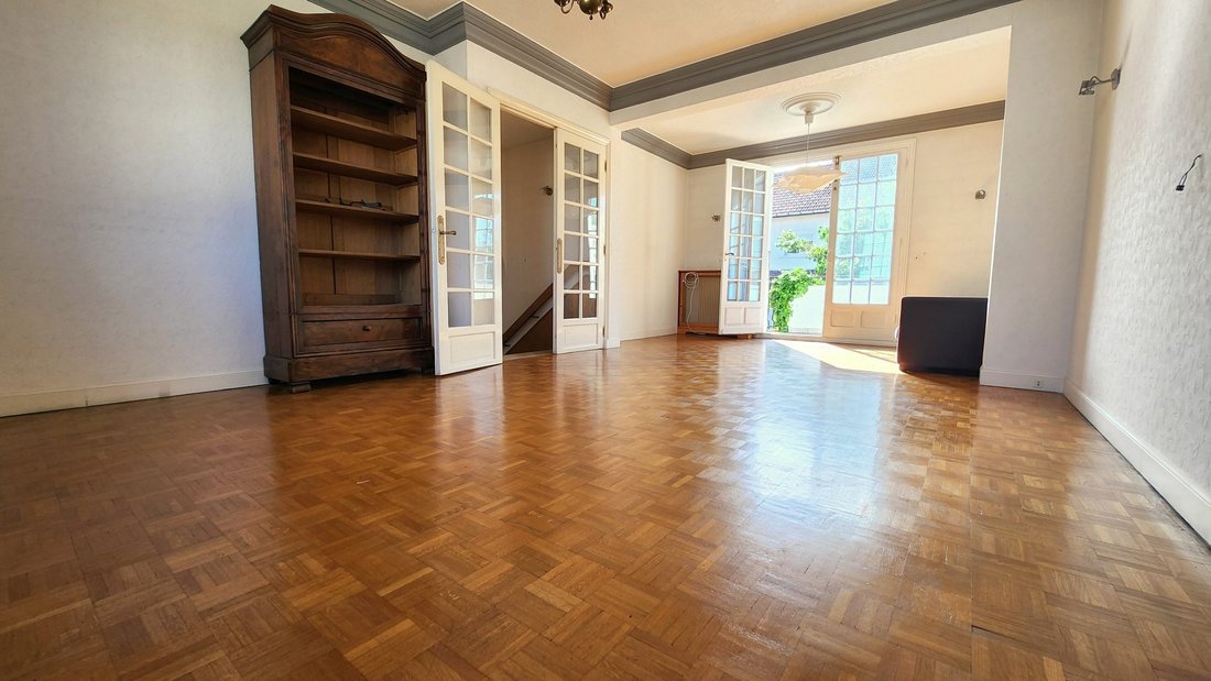 Maisons Alfort House In Maisons Alfort, île De France, France For Sale ...