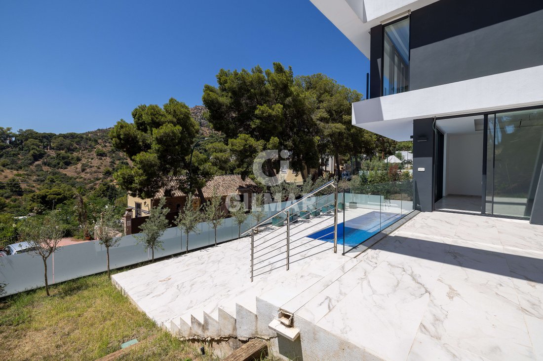 Málaga Villa In Este, Malaga, Spain For Sale (15354120)