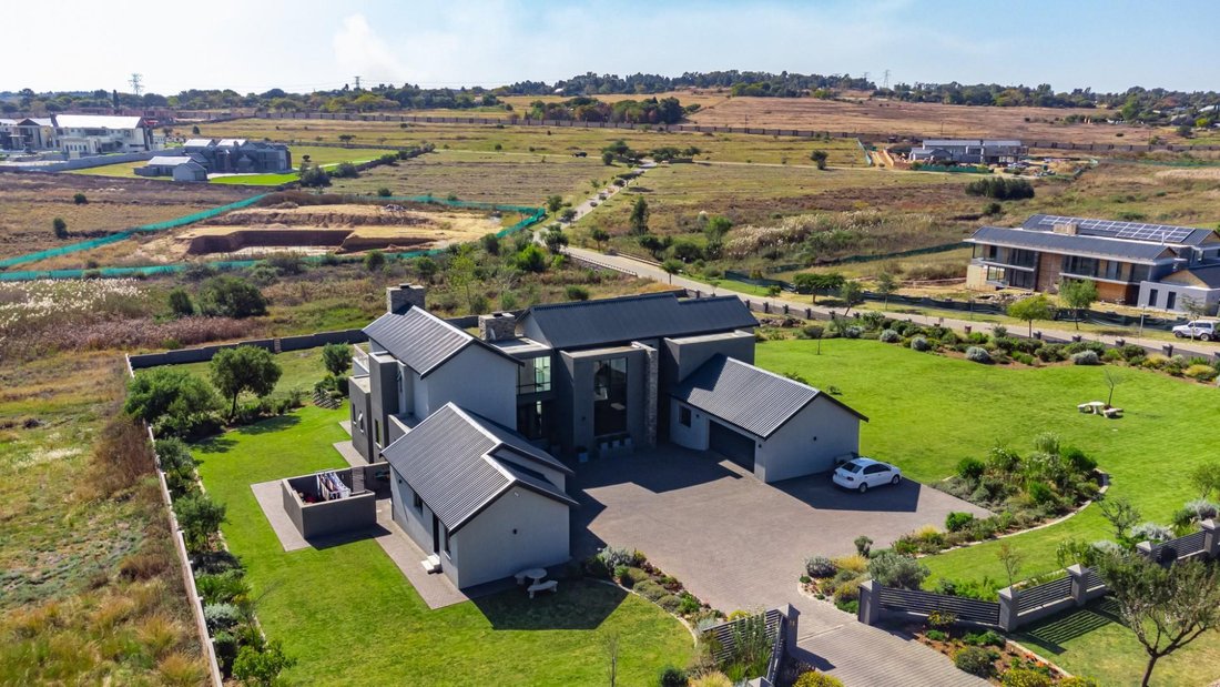 House Midrand In Midrand, Gauteng, South Africa For Sale (15853944)