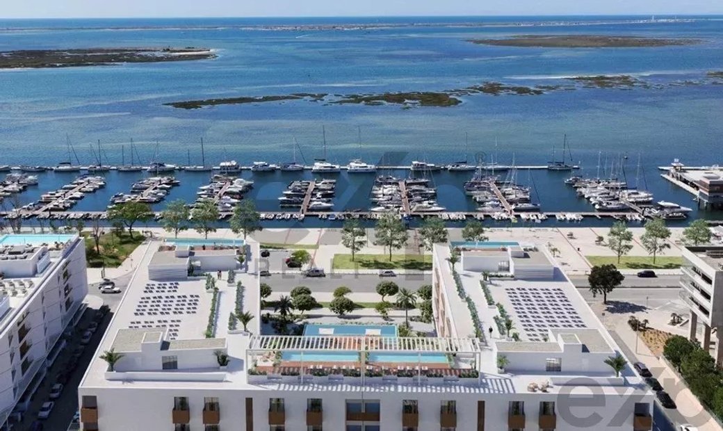 Elegante And Luxury T2 (B1 B) In Olhao Facing In Olhão, Faro District ...