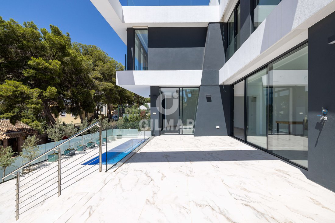 Málaga Villa In Este, Malaga, Spain For Sale (15354120)