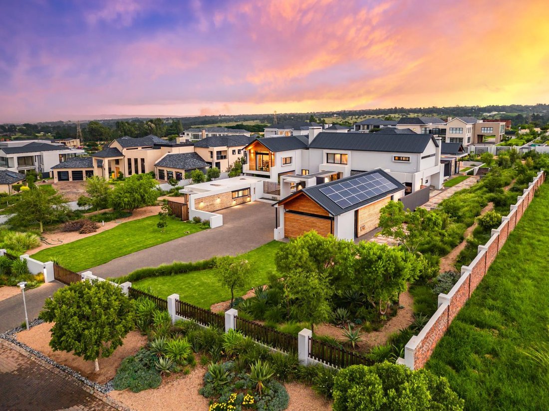 House Midrand In Midrand, Gauteng, South Africa For Sale (15853809)