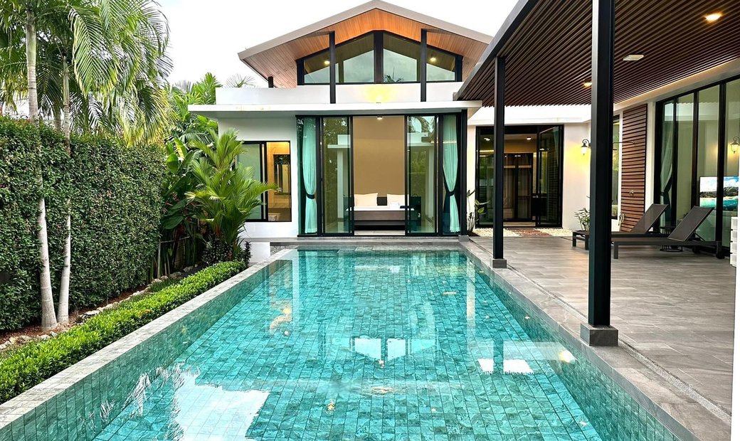 4 Bedroom Villa For Sale At Nai Harn Baan Bua In Rawai, Phuket ...