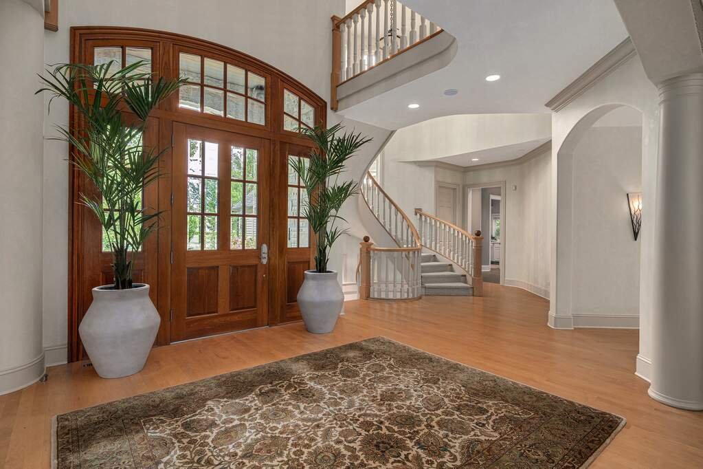 Madison Oaks In Burr Ridge, Illinois, United States For Sale (15865622)