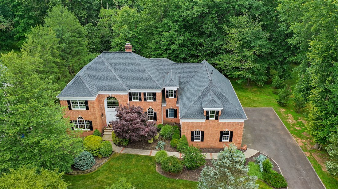 Classic Charm Meets Modern Elegance In Warren, New Jersey, United ...