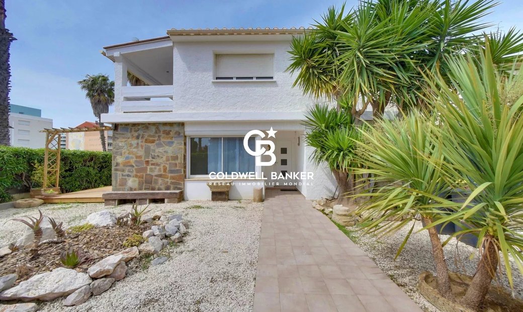 Rare, Just Steps From The Sea In Canet En Roussillon, Occitanie, France ...