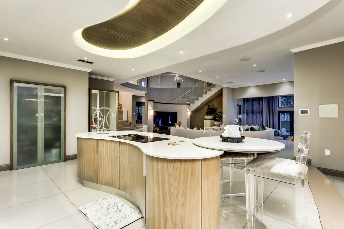 Exquisite Residence In Helderfontein Estate In Midrand, Gauteng, South ...