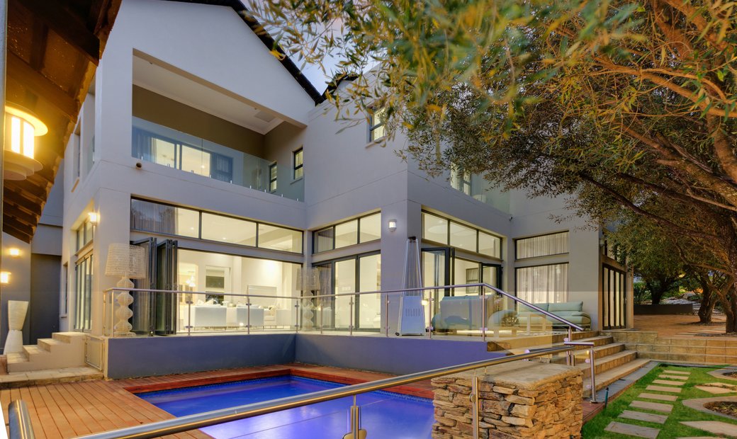 Exquisite Residence In Helderfontein Estate In Midrand, Gauteng, South ...