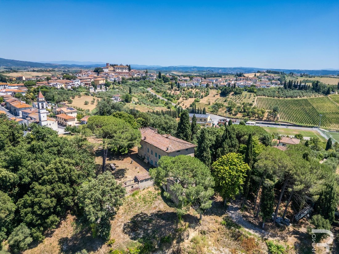 Stately Property With Spectacular Views In Cerreto Guidi, Tuscany ...