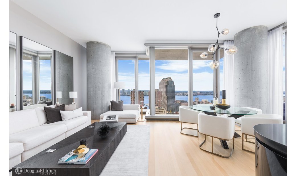 Condo New York In New York, New York, United States For Sale (15877551)