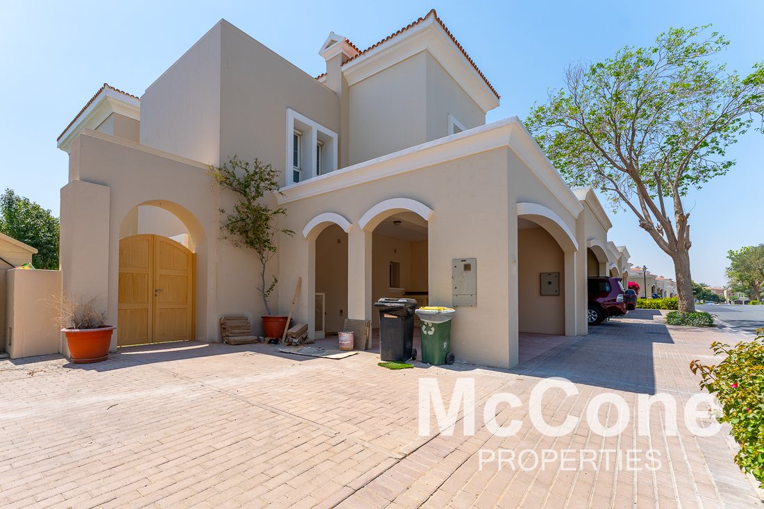 1 E | Corner Unit | Opposite Pool And In Dubai, Dubai, Emirati Arabi Uniti In Affitto (15875598)