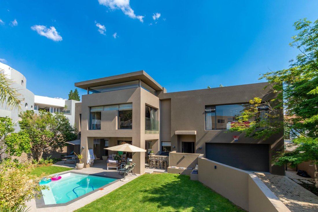 House For Sale In Woodmead, Sandton, Gauteng In Sandton, Gauteng, South ...