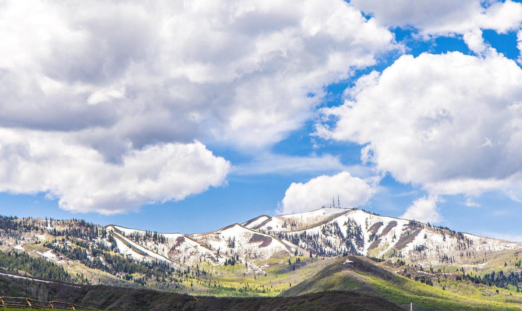 Escape The Noise And Stress Of The World In In Park City, Utah, United ...