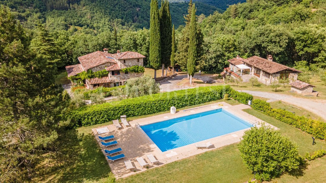 Chiusi Della Verna Country House In Chiusi Della Verna, Tuscany, Italy ...