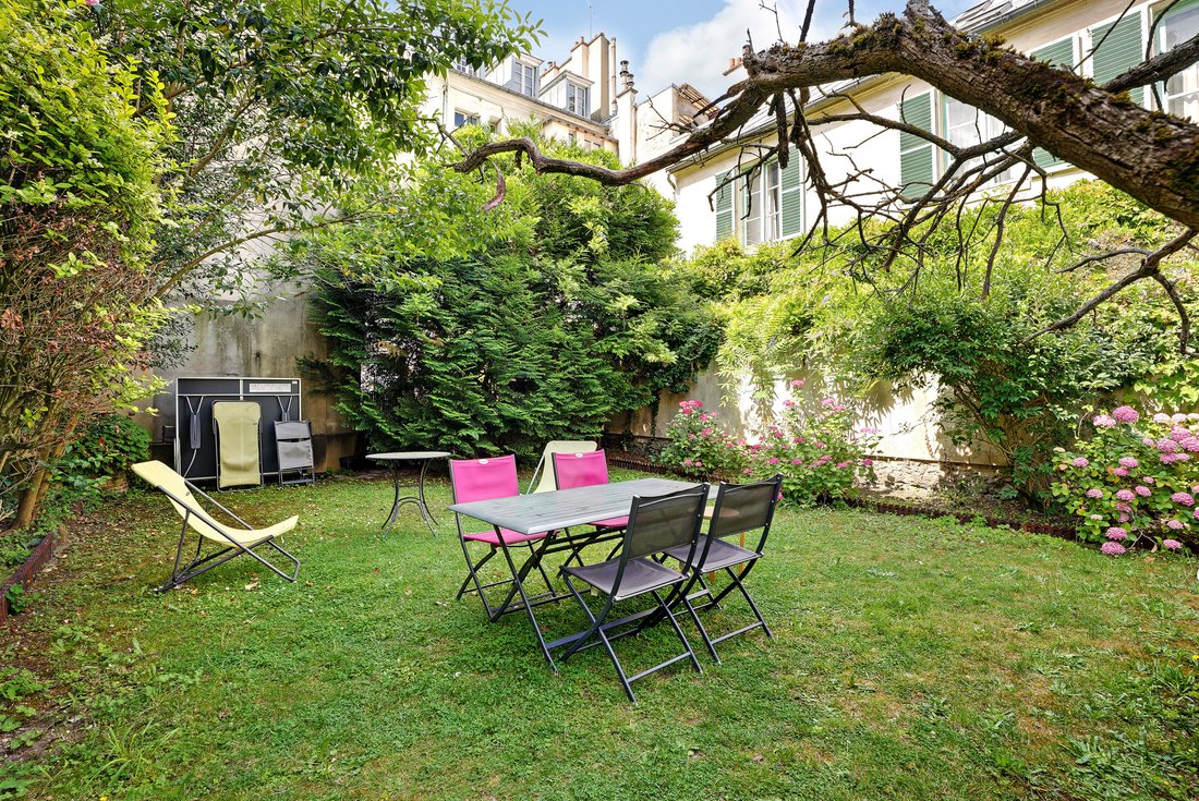 Maison, 7 Pièces, à Versailles In Versailles, île De France, France For ...