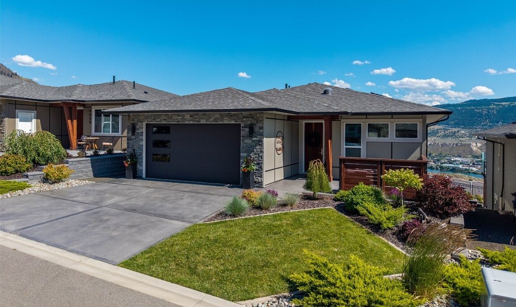 Modern Level Entry Home In Golf Community In Kamloops, British Columbia ...