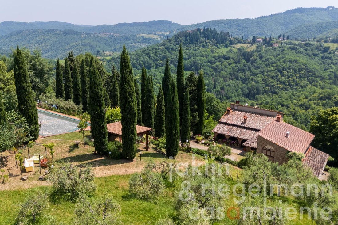 Country House In Chianti With Annex, Pool And 30 In Castagnoli, Tuscany ...