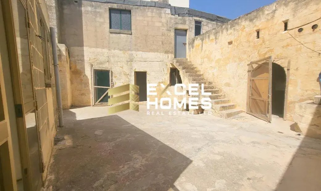 4 Bedrooms Farmhouse In Mqabba In Mqabba, Malta For Sale (15839297)