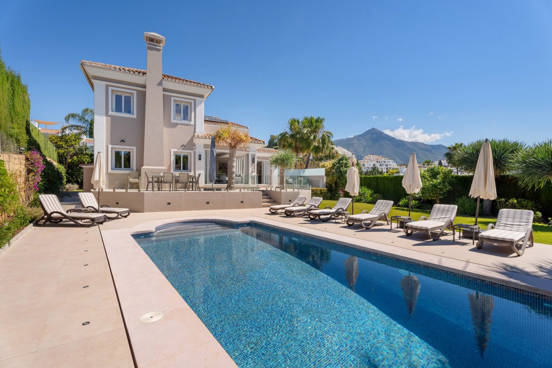 Exquisite Six Bedroom Luxury Villa In The In Nueva Andalucia, Marbella ...