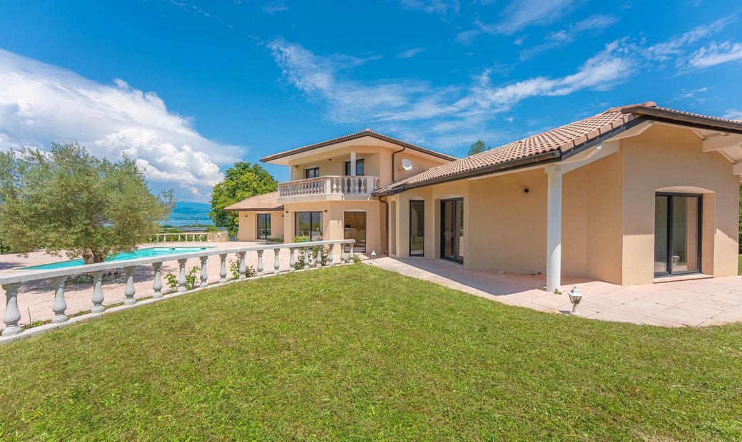 Messery Villa With Pool Lake View In Messery, Auvergne Rhône Alpes ...