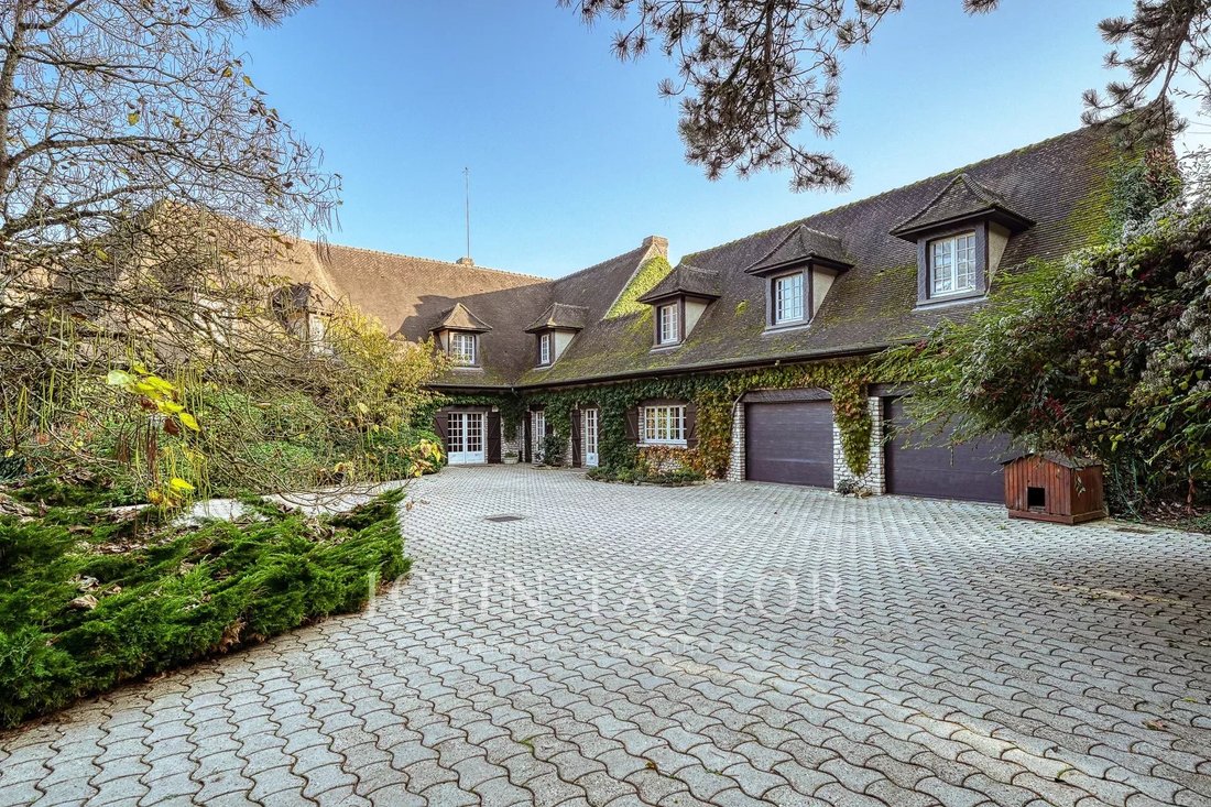 Vast 59 Hectare Estate 1h30 From Paris In Le Mériot, Grand Est, France ...