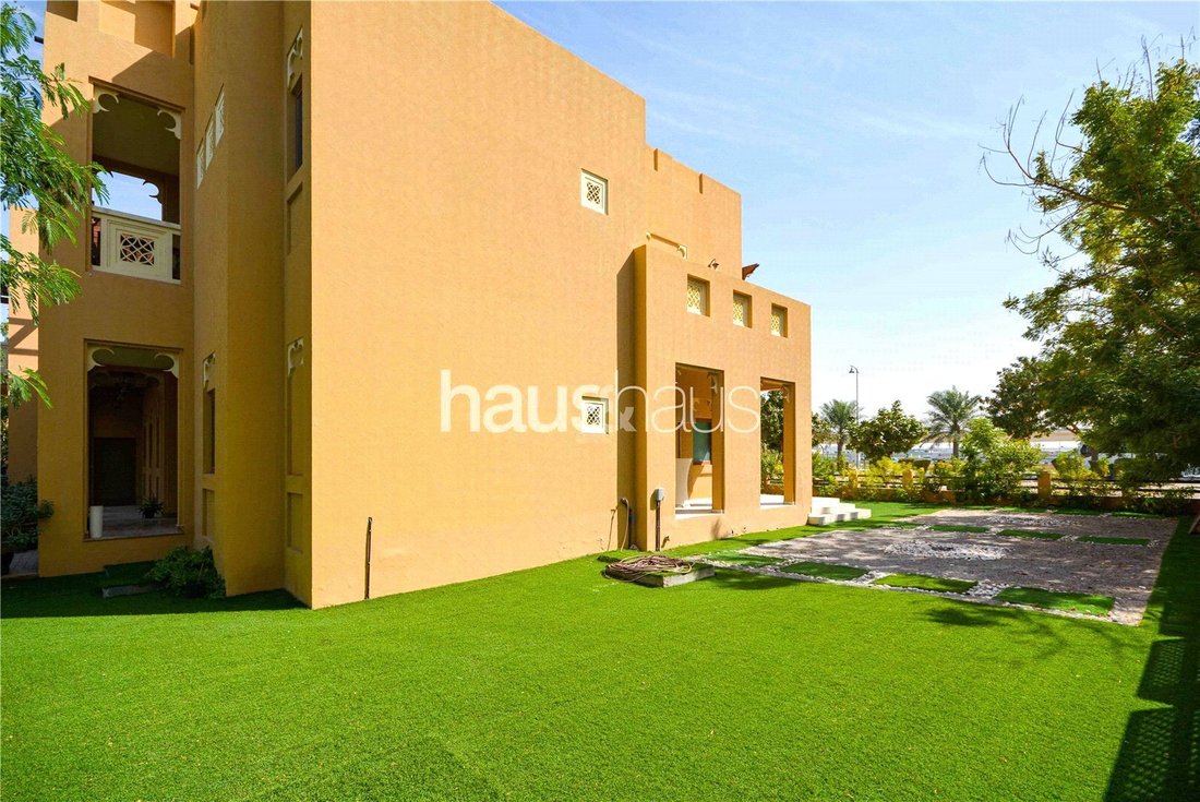 Single Row | Largest Layout | Vastu | Vot In Dubai, Dubai, United Arab ...