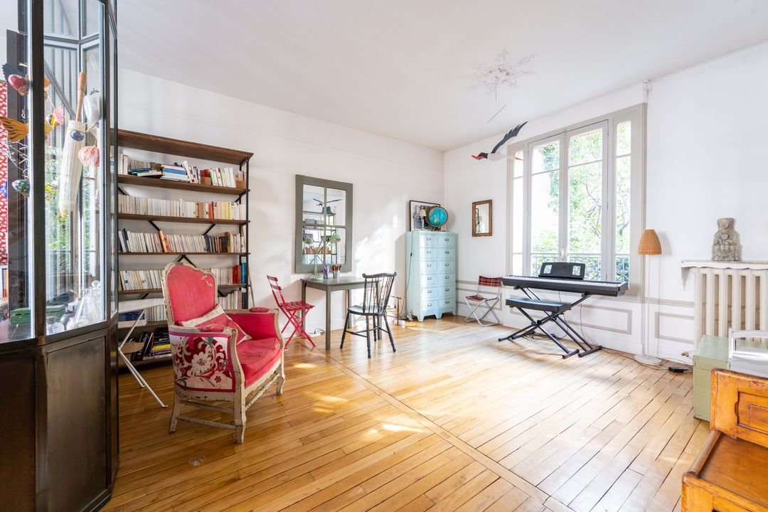 6 Rooms Campagne A Paris In Paris, île De France, France For Sale ...