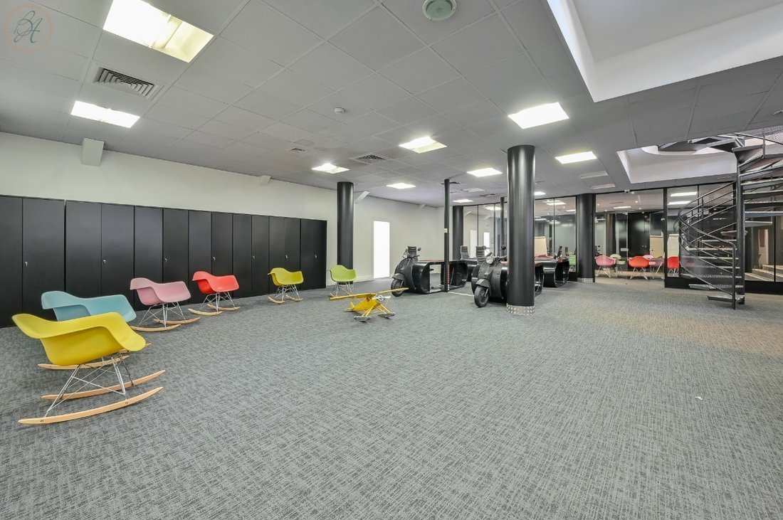 Oficinas Dúplex Modulares De 727 M2 En En París, Isla De Francia ...