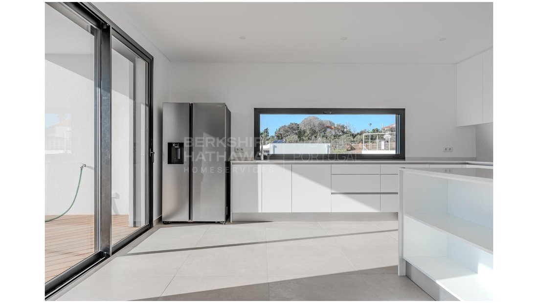 Premium Location, In Nossa Senhora Do Populo, Coto E Sao Gregorio ...