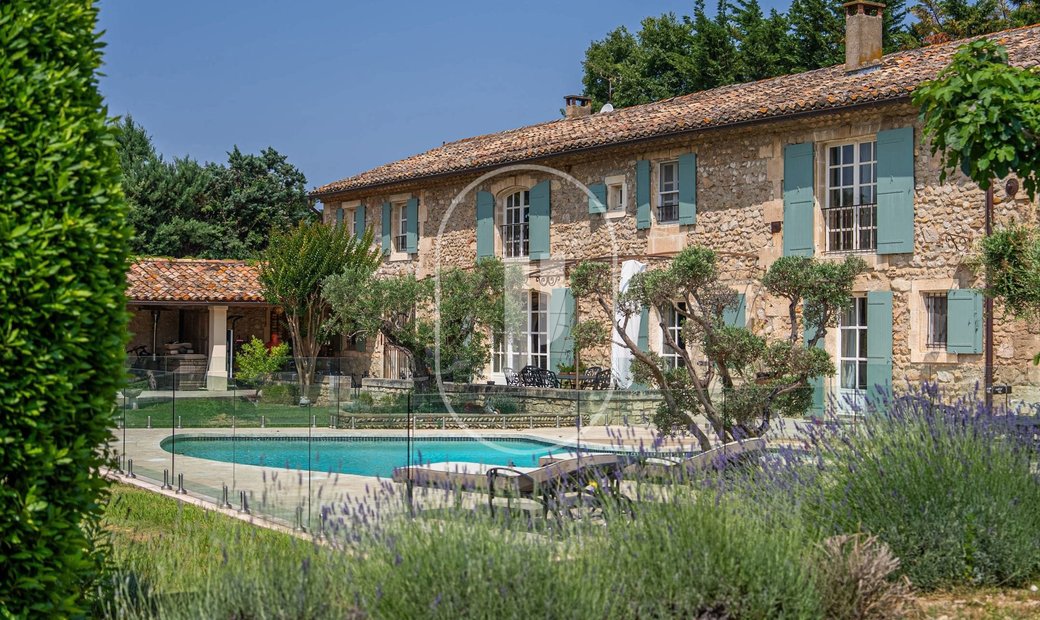 Authentique Mas Provençal En In Mouriès, Provence Alpes Côte D'azur ...