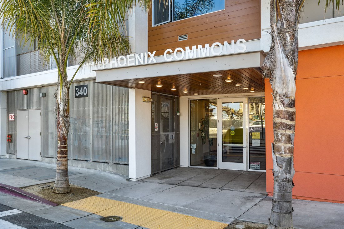 Waterfront Community At Phoenix Commons In Oakland, California, United ...