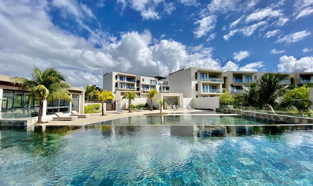 Stunning Irs Penthouse In Golf Estate Azuri In Mauritius For Sale ...