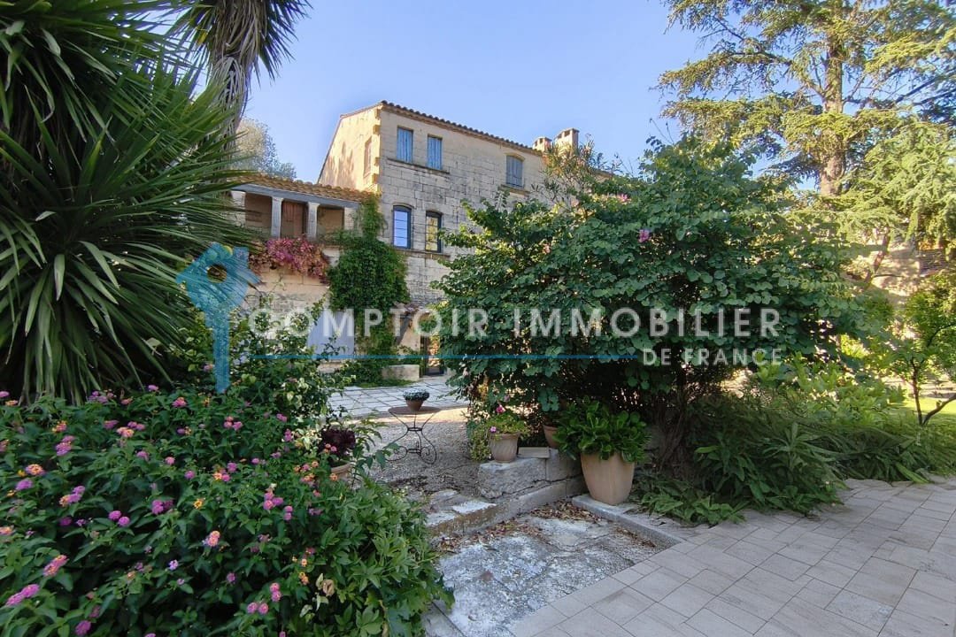 Dpt(30) Exceptional 17th Century Farmhouse In In Beaucaire, Occitanie ...