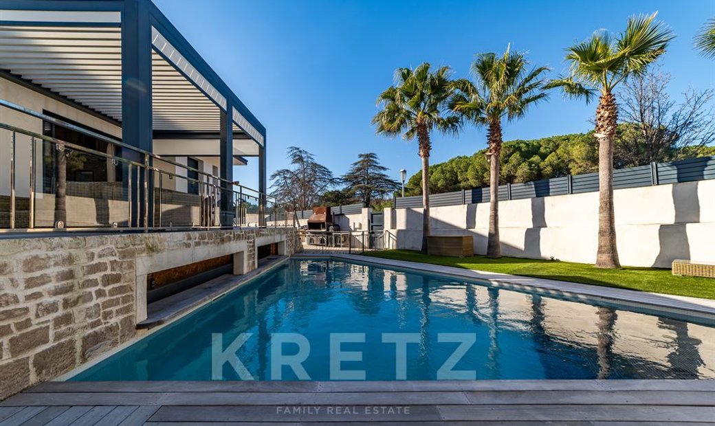 Villa With Swimming Pool In Agde, Occitanie, France For Sale (15925541)