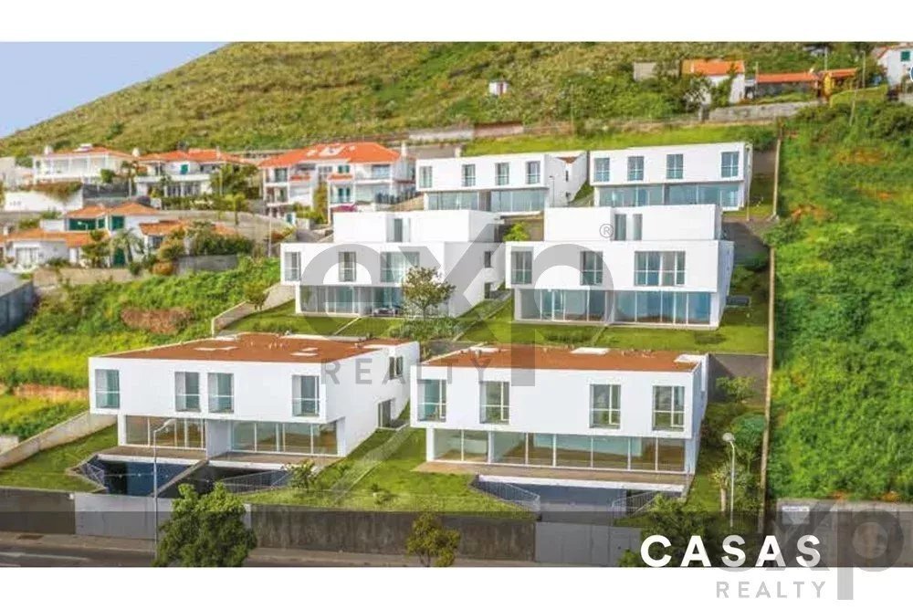 Modern Coastal Home In Funchal, Portugal For In Sao Martinho, Madeira ...