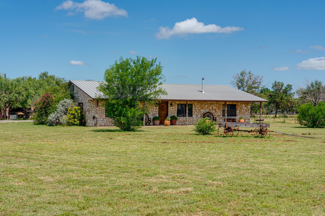 Rawhide Ranch In Doss, Texas, United States For Sale (15924371)