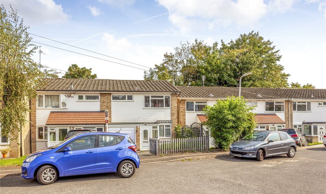 House, Widenham Close, Pinner In Pinner, England, United Kingdom For ...