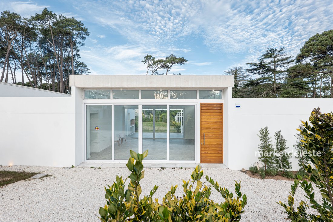 Modern House For Live In Punta In Punta Del Este, Maldonado Department ...