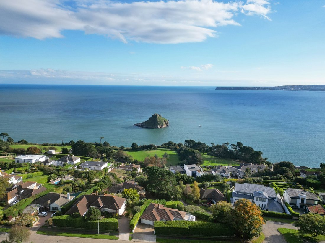 5 Bedroom Detached House For Sale In In Torquay, England, United ...