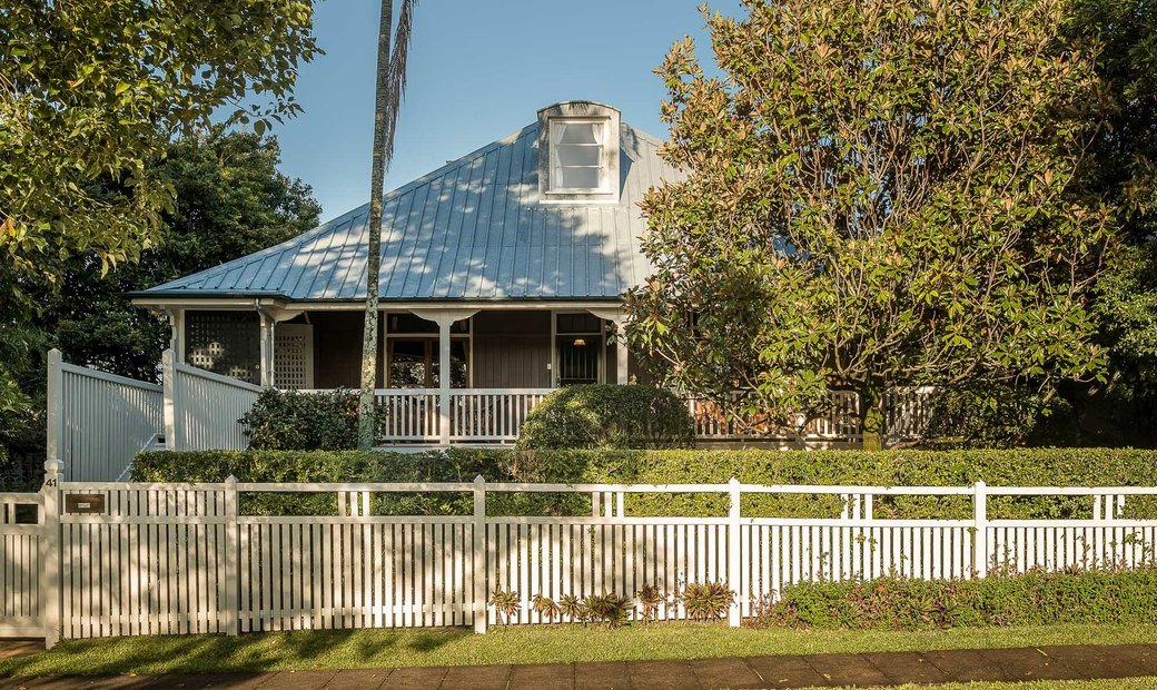 A New Farm Classic By Robin Dods, Rare In New Farm, Queensland ...