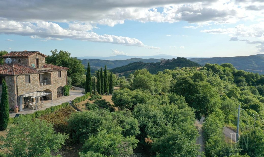 Villa Delle Orchidee In Preggio, Umbria, Italy For Sale (15216868)