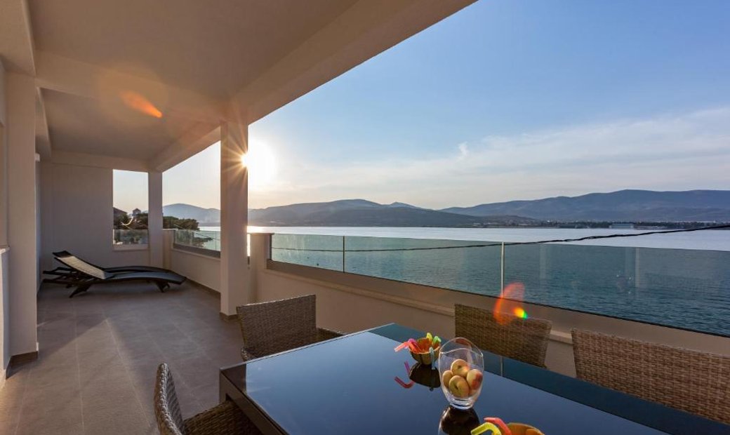 Villa For Sale In Ciovo, Trogir, Ciovo In Zedno, Split Dalmatia County ...