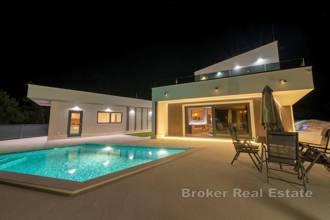 Modern Villa With Pool Near Split In Sucidar, Split, Split Dalmatia ...