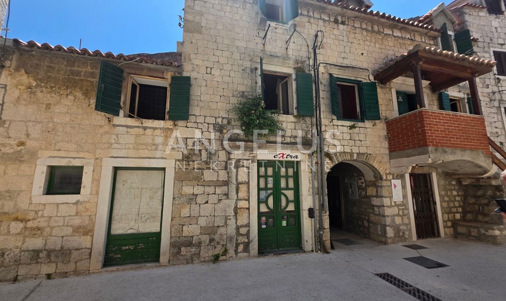 Kaštel Stari Stone House Near In Kaštel Stari, Split Dalmatia County ...