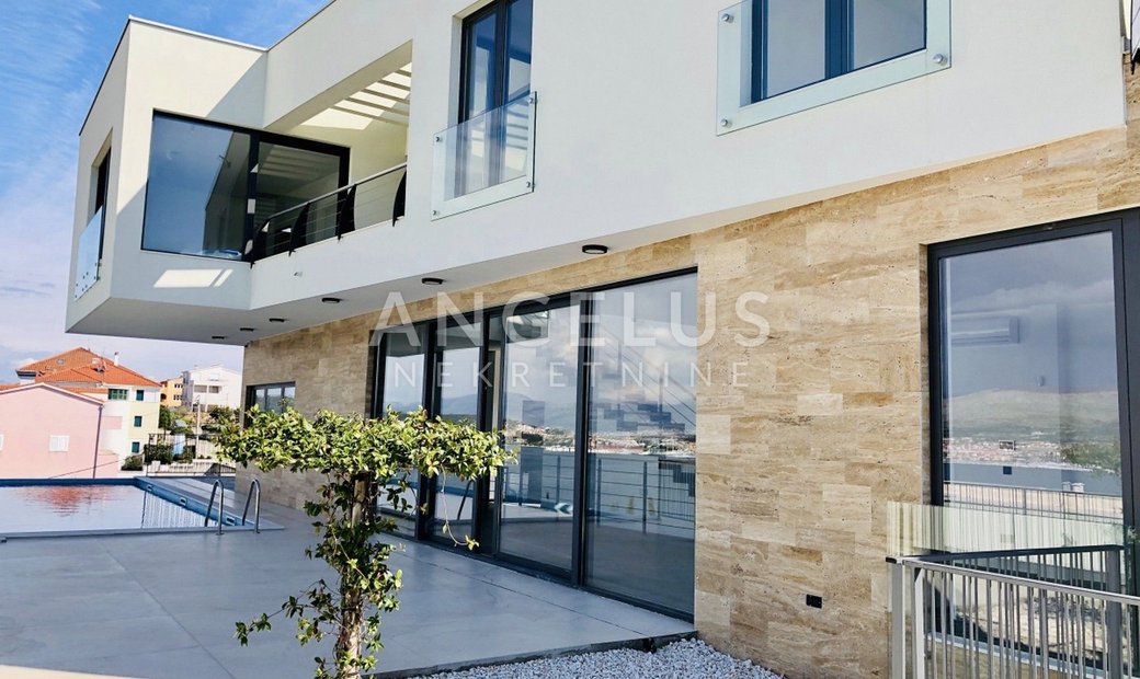 Ciovo Island Luxurious, New In Okrug Donji, Split Dalmatia County ...