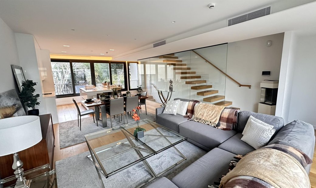 Stunning 4 Bedroom House In North Gorge, Gibraltar In Gibraltar ...