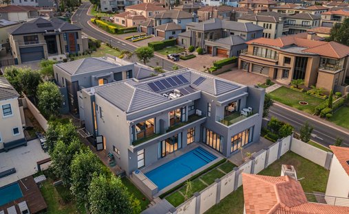 Luxury mountain view homes for sale in Blue Valley Golf Estate ...